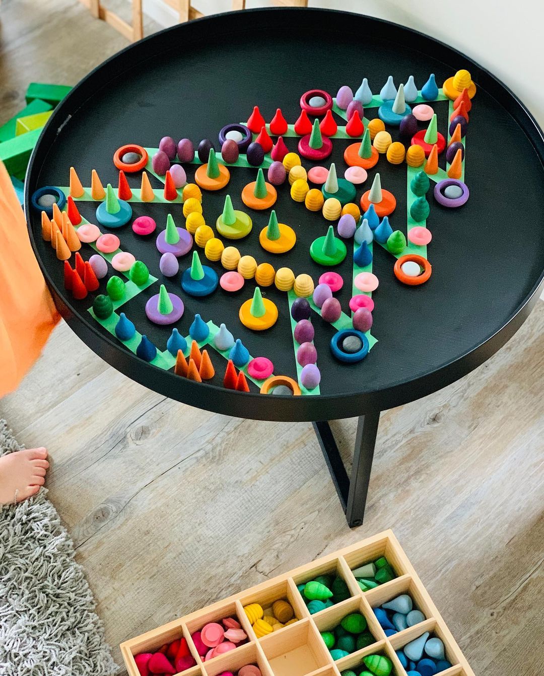 Fine Motor Christmas Tree fun!! - Stay Classy Classrooms